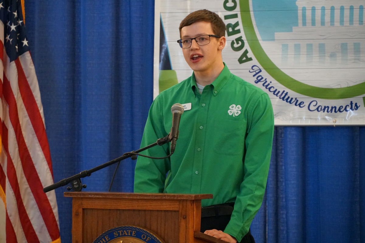 4-H youth leader takes the stage as part of Agriculture Legislative Day ...