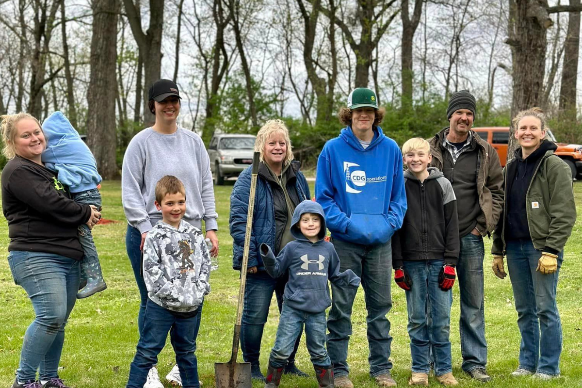 Local solutions to global challenges: Illinois 4-H tree planting ...