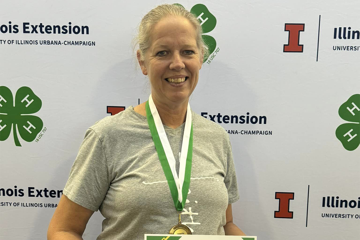 Extraordinary Ogle County 4-H volunteer recognized | Serving Boone ...